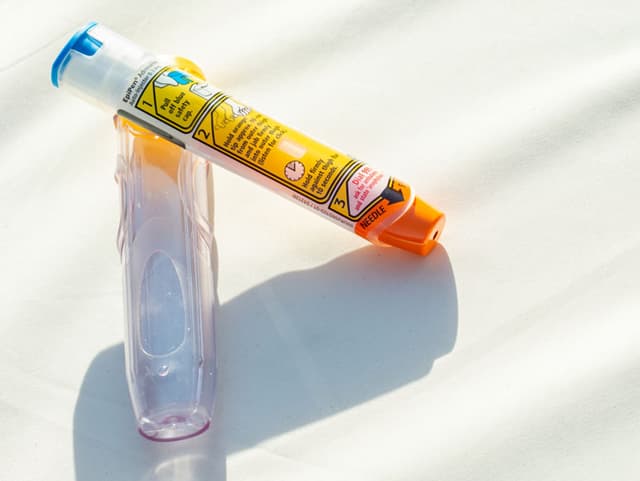 Beginner's Guide To An EpiPen
